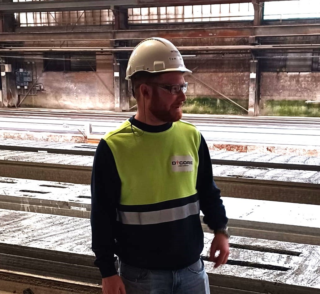 Afstudeeronderzoek ‘de remontabele kanaalplaatvloer’ - Dycore